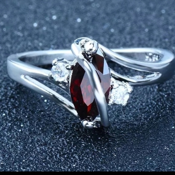 Exclusively Fancy | Jewelry | New Ss Ring | Poshmark